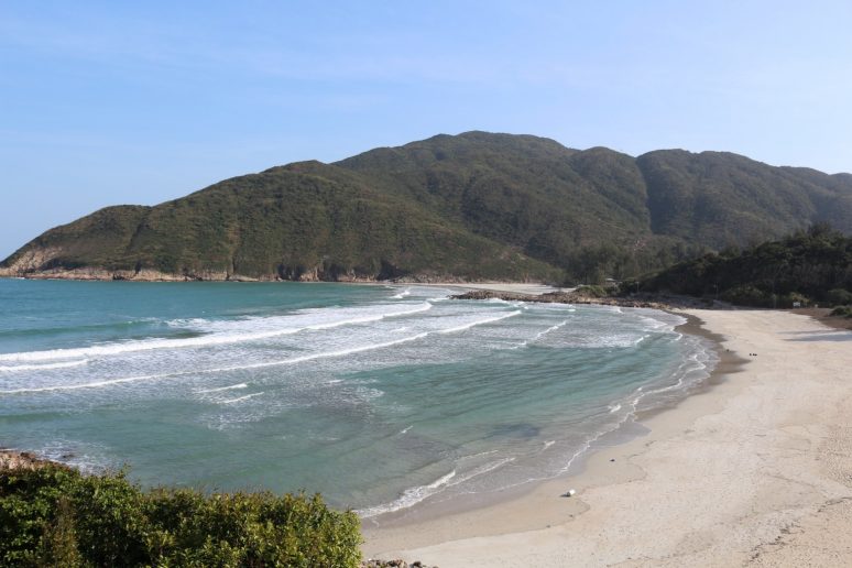 A GUIDE TO HIKING HAM TIN BEACH, HONG KONG | WE ARE TRAVEL GIRLS