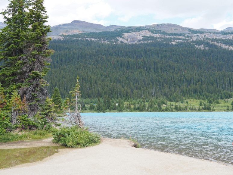 5 Beautiful Lakes to See in Banff, Canada | We Are Travel Girls