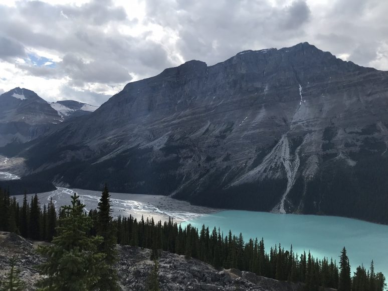 5 Beautiful Lakes to See in Banff, Canada | We Are Travel Girls