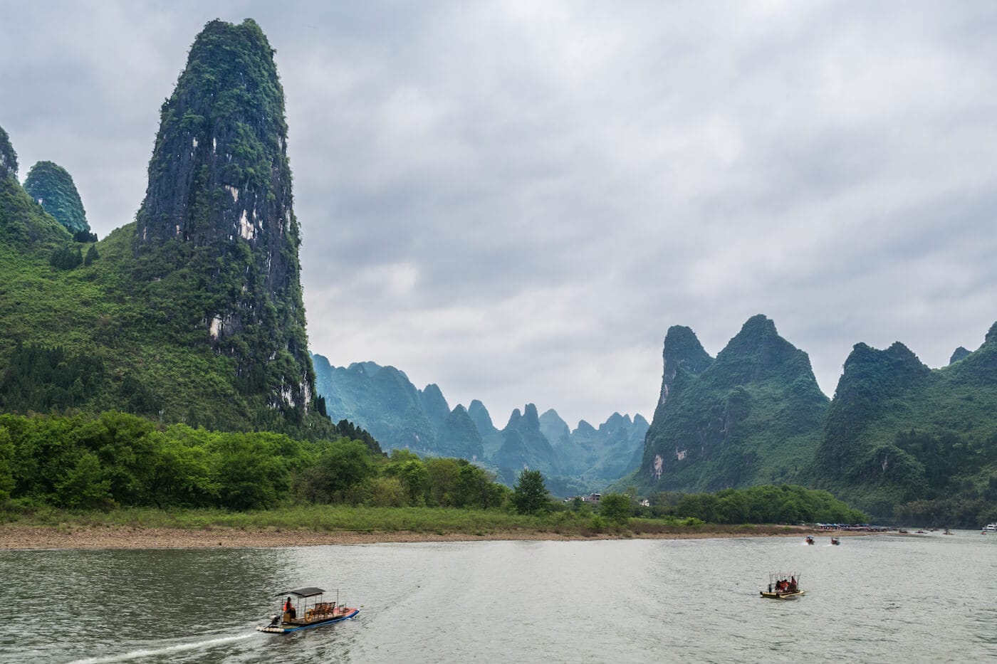 7 UNFORGETTABLE THINGS TO DO IN CHINA | We Are Travel Girls